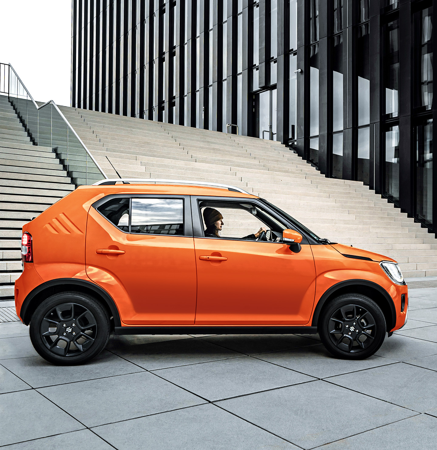 3.jpg — Suzuki Automobile