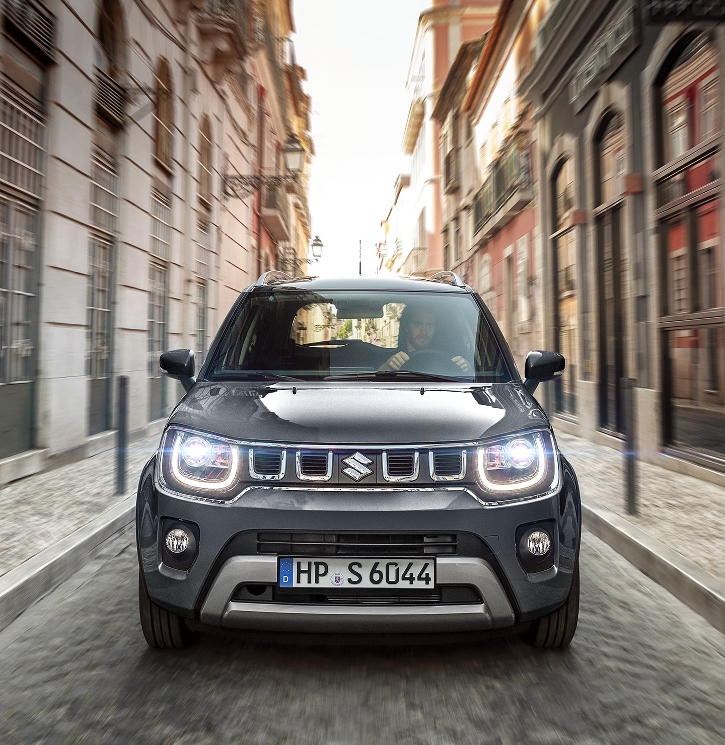 1.jpg — Suzuki Automobile